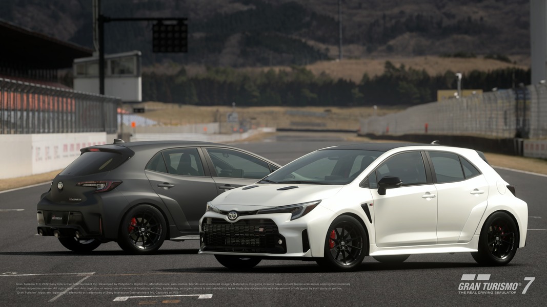 Try the Toyota GR Corolla MORIZO Edition '22 for the First Time in ...